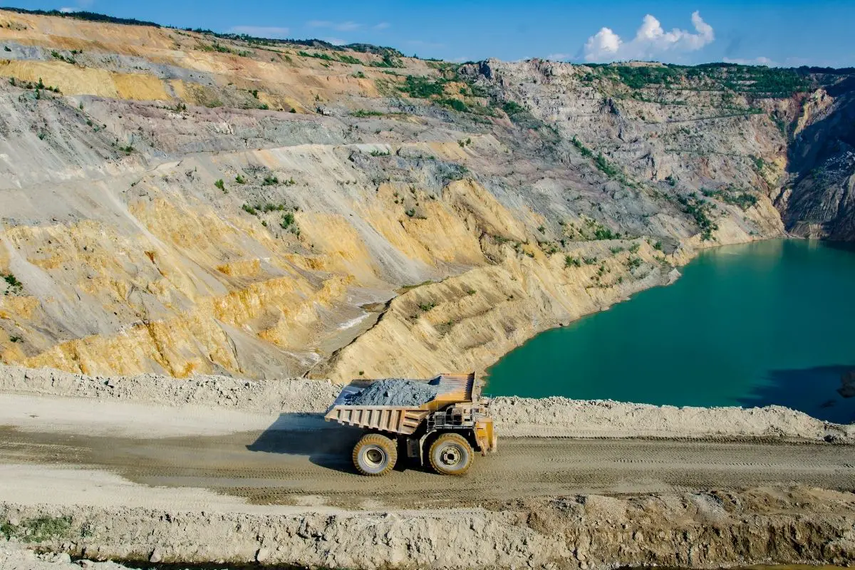 Everything You Need To Know About Open Pit Mining – Positive Points ...